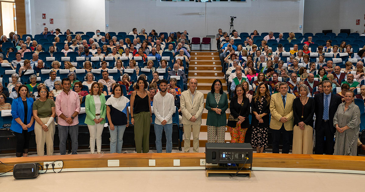 La Universidad de Huelva clausura el curso 2023-24 de su Aula de la Experiencia con el acto de ...